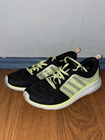 Zenske patike Adidas