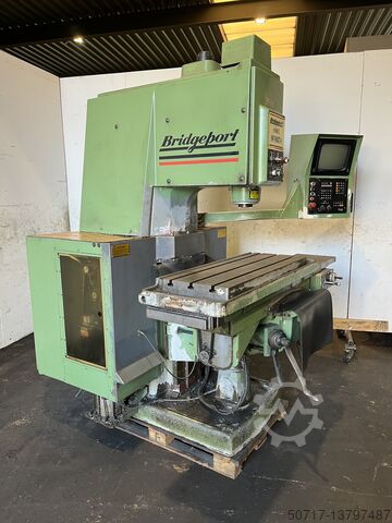 CNC mašina za mlevenje
Bridgeport Interact 4