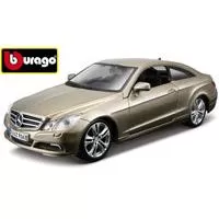 Bburago maketa automobila 1:32 Street Mercedes Benz Kit BU45126