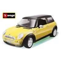 Bburago maketa automobila Mini Cooper Kit 1:24 BU25078