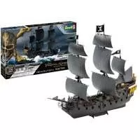 Revell Pirati sa Kariba Maketa piratskog broda Crni Biser 1:150 05499