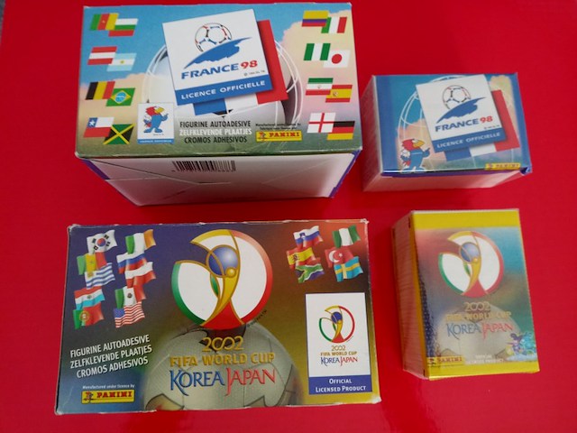 2 kompletna seta(1998 FRANCE-2002KOR/JPN) Panini (MINT)