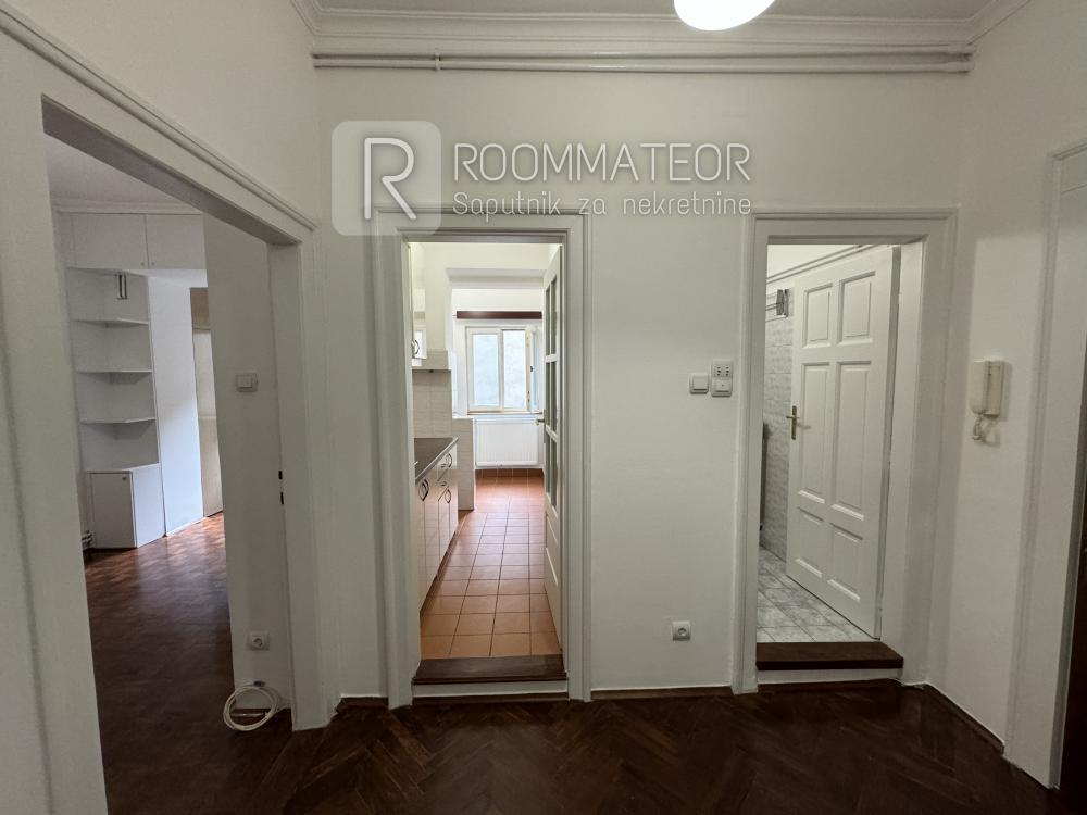 Ivankovačka, Dvoiposoban stan na prodaju, 54m2, 148.000€