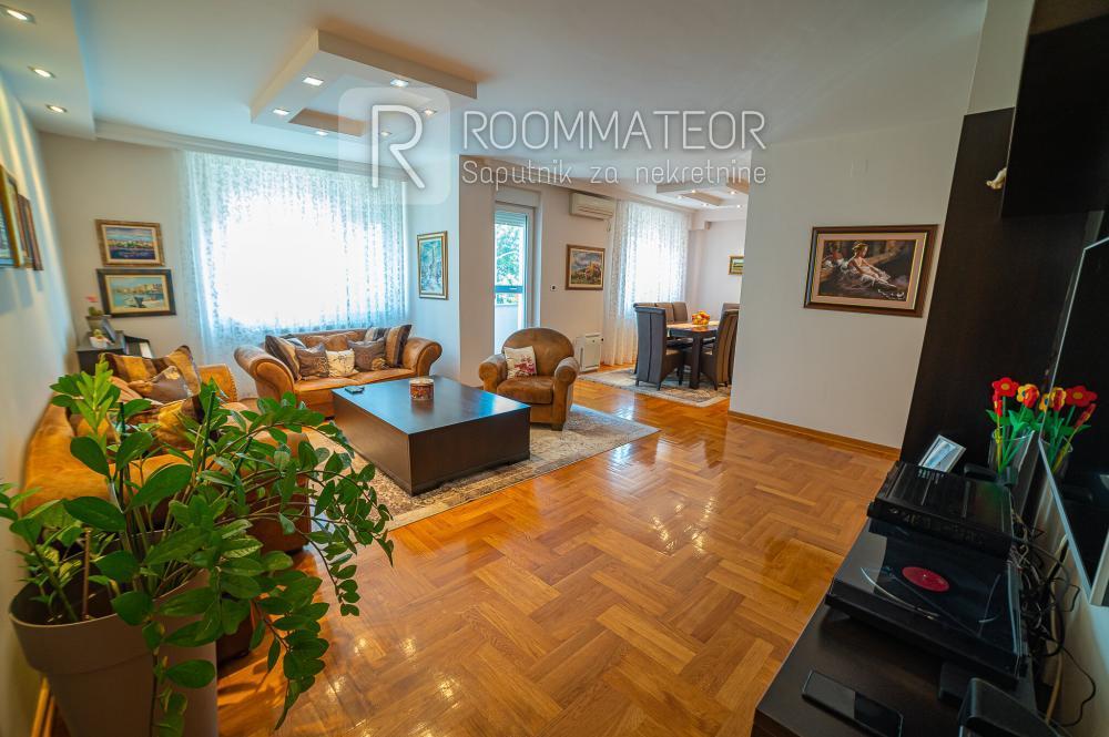 Četvorosoban stan na prodaju, 127m2, 335.000€