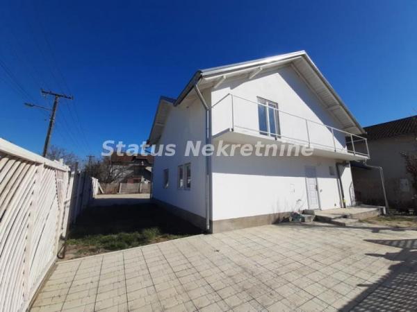 Kuća na prodaju, 238m2, 216.300€