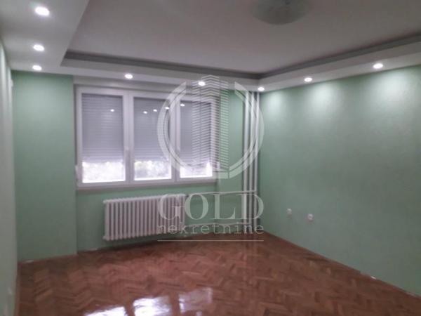 Bulevar oslobođenja, Dvosoban stan za izdavanje, 58m2, 500€