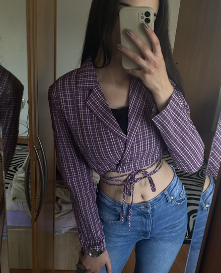 SHEIN crop blejzer na vezivanje NOVO