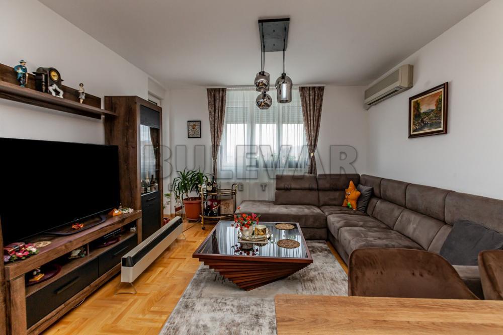 Zetska, Troiposoban stan na prodaju, 76m2, 112.500€