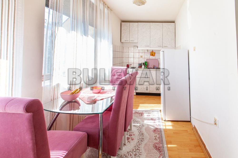 Bulevar dr Zorana, Četvorosoban stan na prodaju, 86m2, 109.300€