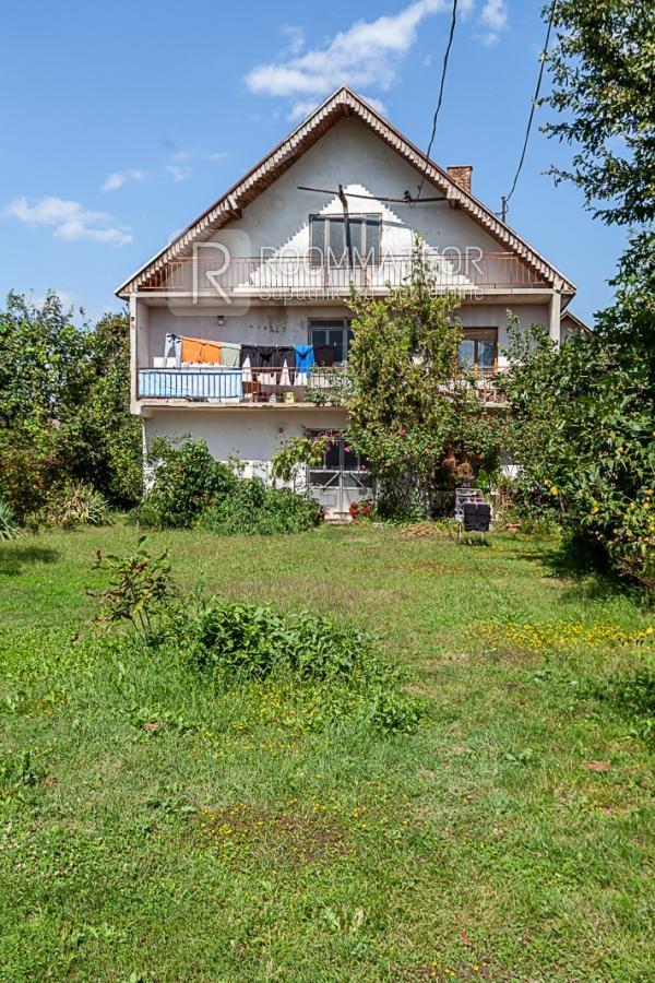 Popovac, Kuća na prodaju, 300m2, 100.000€