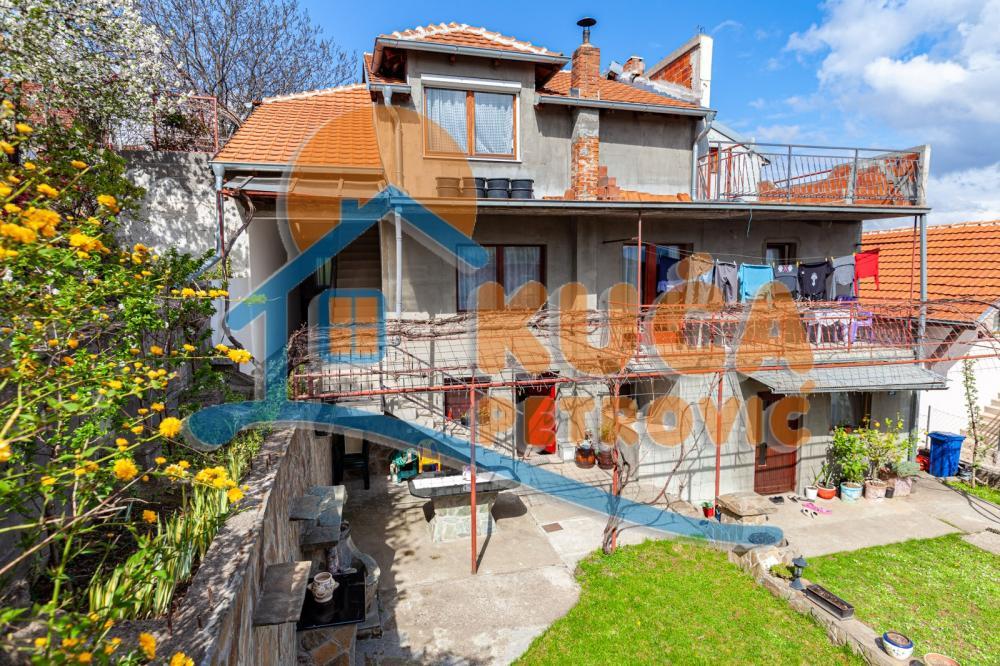 Svrljiškog partizanskog odreda, Kuća na prodaju, 300m2, 150.000€