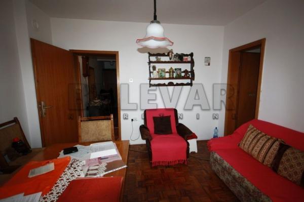 Knjazevačka, Kuća na prodaju, 240m2, 180.000€