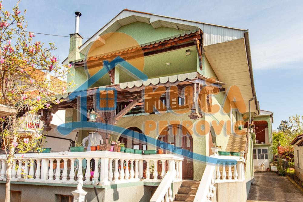 Medoševac, Kuća na prodaju, 375m2, 150.000€
