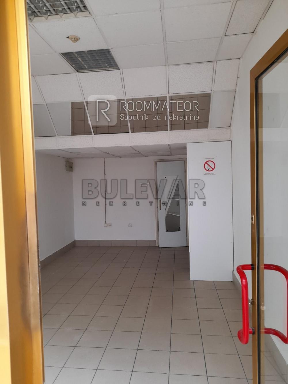 Obrenovićeva, Lokal na prodaju, 34m2, 38.000€