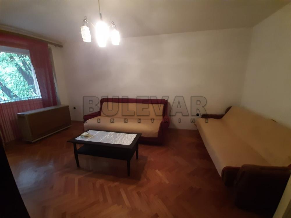 Rentgenova, Dvosoban stan za izdavanje, 55m2, 320€