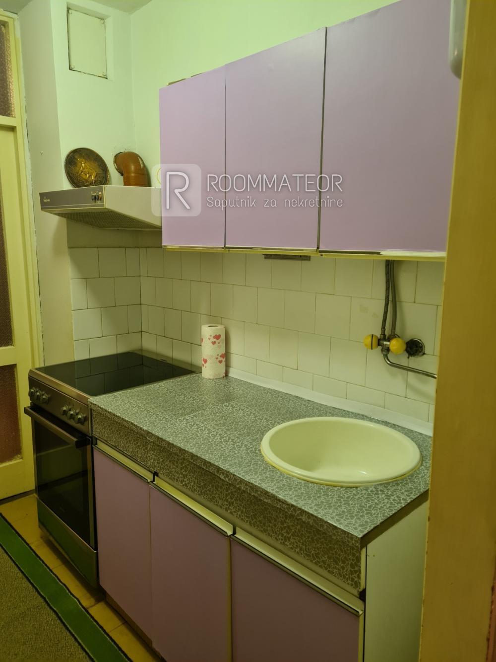 maksima gorkog, Dvosoban stan za izdavanje, 58m2, 300€