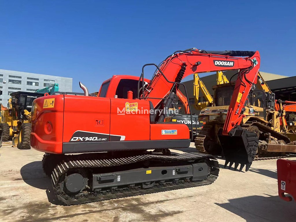 Doosan DX140LC-9C bager guseničar