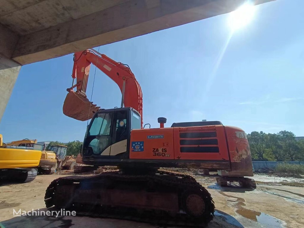 Hitachi ZX360H bager guseničar