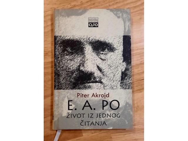 Piter Akrojd: Edgar Alan Po - život iz jednog čitanja