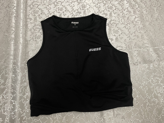 Guess top