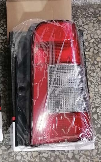 STOP LAMPA DESNO 6351EE 6351J0 6351J1