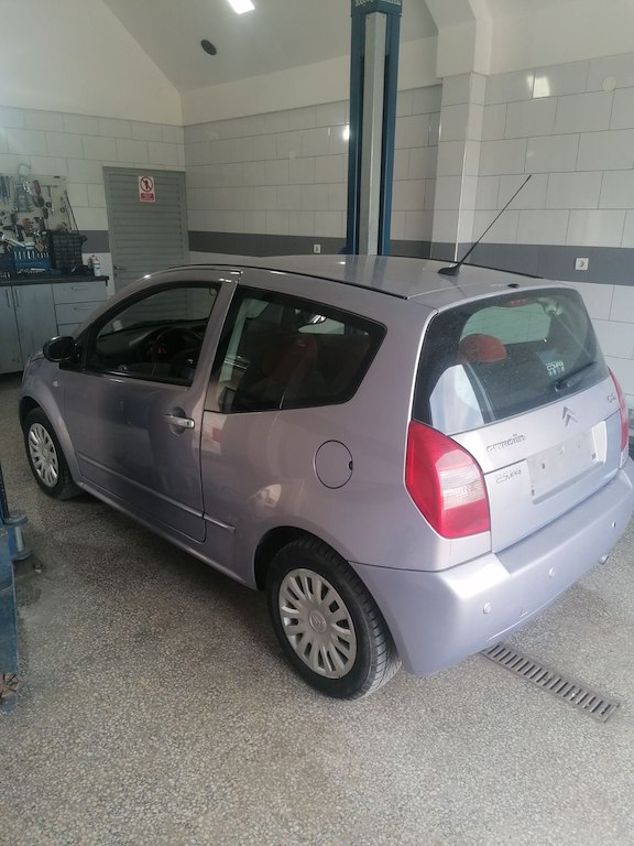 STAKLO ZADNJEG DELA LEVO 8569CL