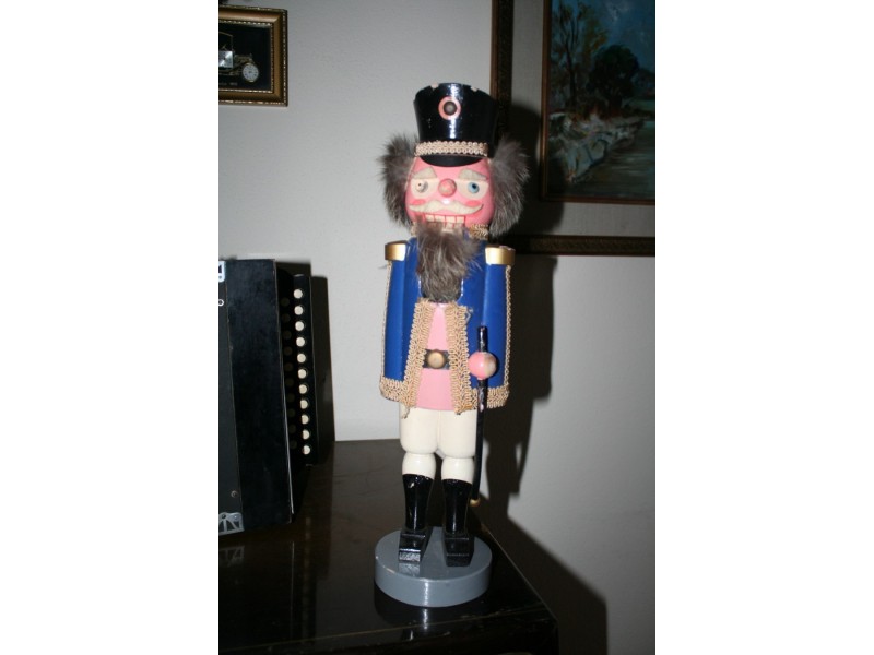 FIGURA NUTCRACKER 1