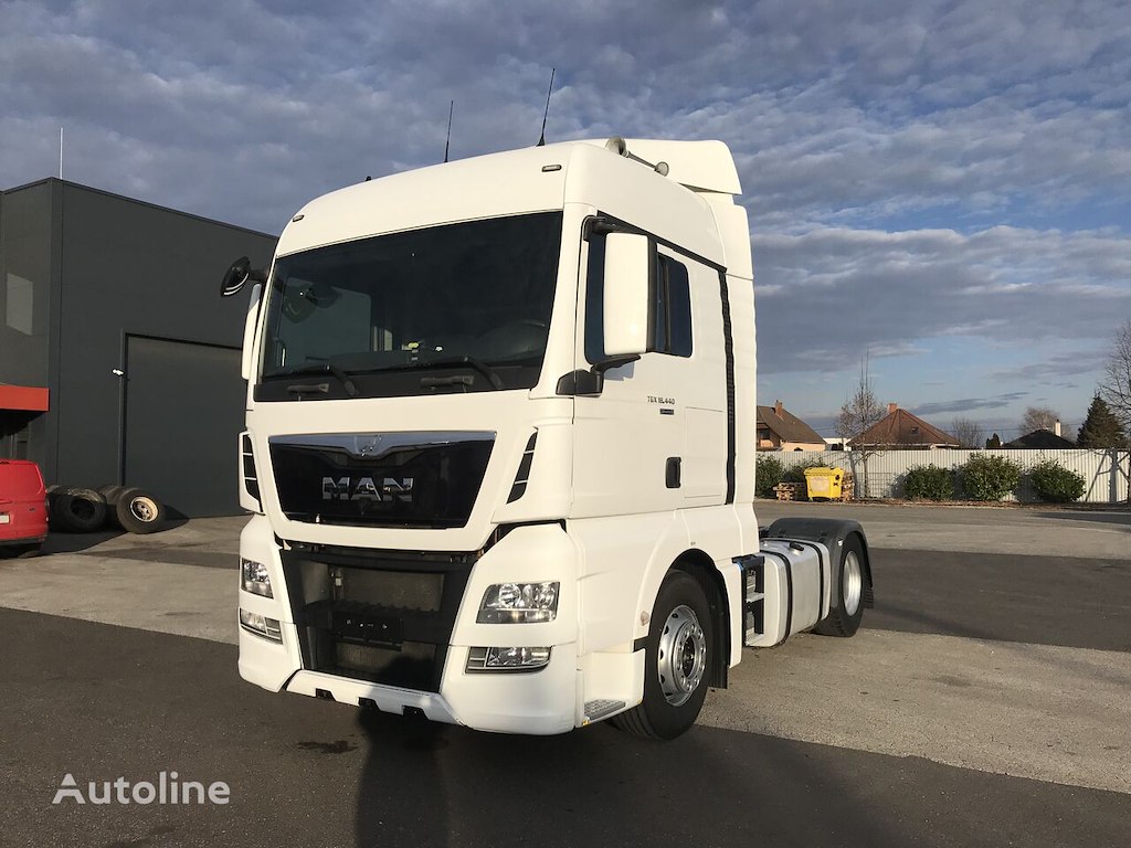 MAN TGX 18.440 EU6/STANDARD/12.400cm3/AUTOMATA/2xTANK tegljač