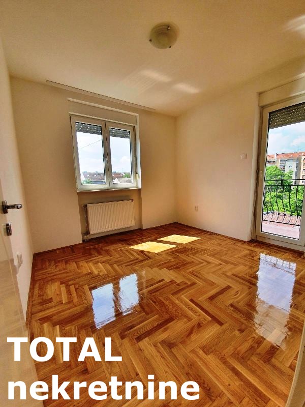 Stan,NOVI SAD,CENTAR 89.00m2,180000€ , ID: 1097197