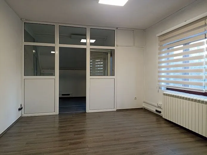 Izdavanje, poslovni prostor, 220m2, Retenzija, Beograd