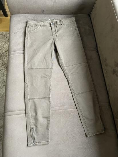 Esprit zenske pantalone