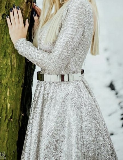 Srebrna haljina