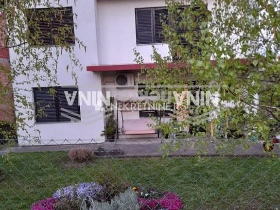 Mladenovac, Mladenovac, Kuća, 250m2, 150000 EUR