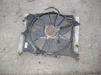 Reno Clio 1.5 dci hladnjak motora sa ventilatorom polovan,ispravan,originalan