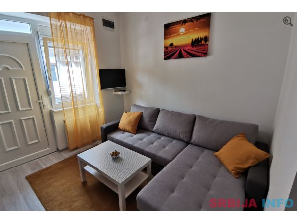 Dvosoban Apartman Ris 2 Novi Sad Stari grad