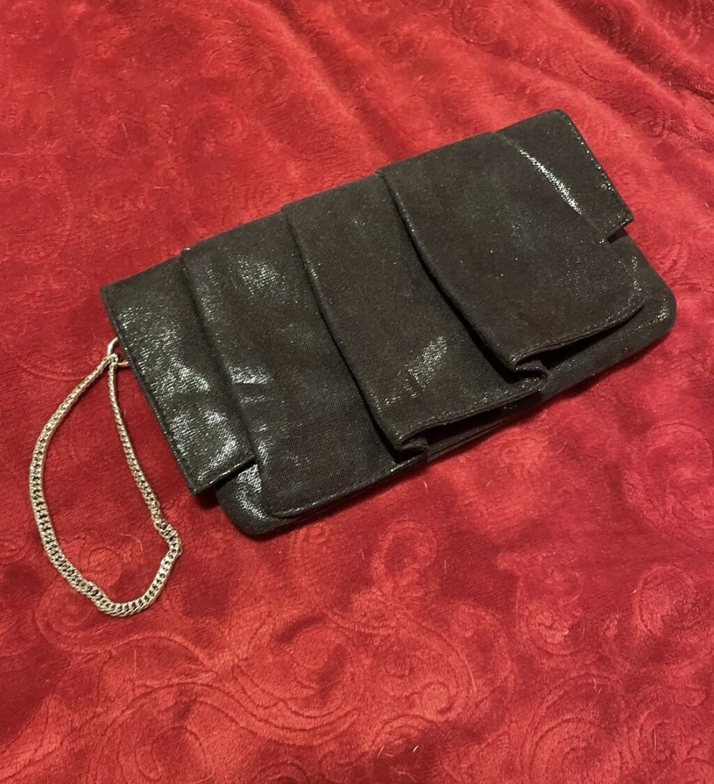 Swarovski torbica, svecana, elegantna, potpuno nova. 22x12 cm