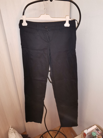 MANGO PANTALONE CRNE BROJ M - 38