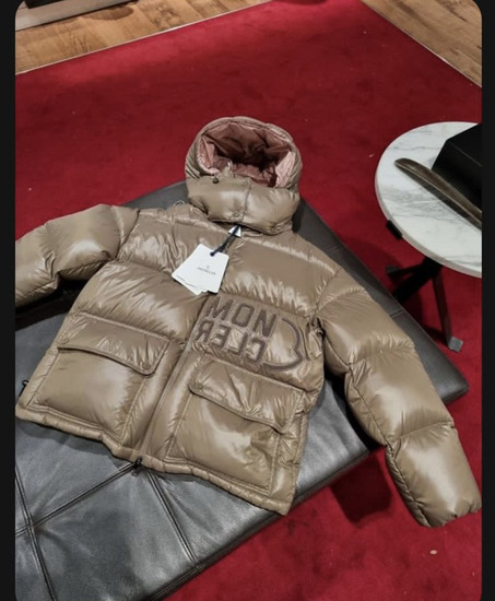 Moncler jakna