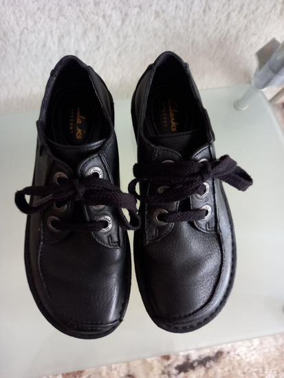 CLARKS CRNE CIPELE ZA ŠIRU NOGU PRIRODNA KOŽA 35,5