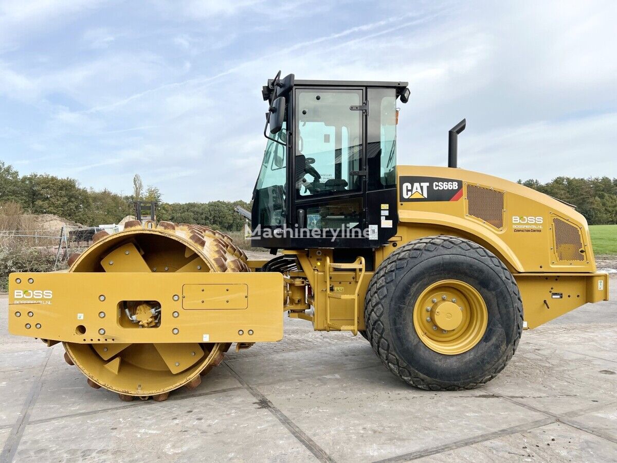 Caterpillar CS66B Padfoot kompaktor s jednim valjkom