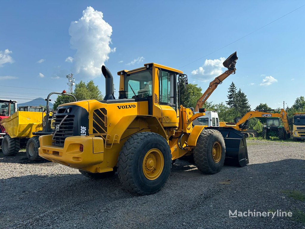 Volvo L90 F prednji utovarivač