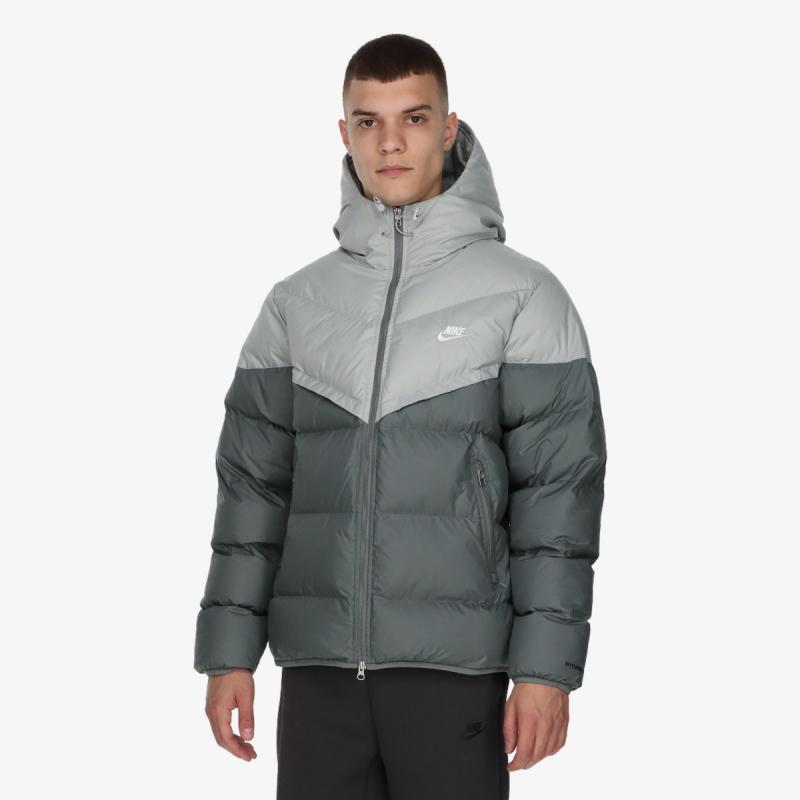 Nike Storm-FIT Windrunner