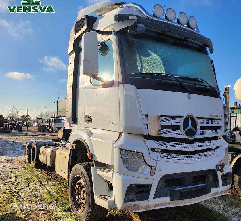 Mercedes-Benz ACTROS 2551 6x2 kamion šasija