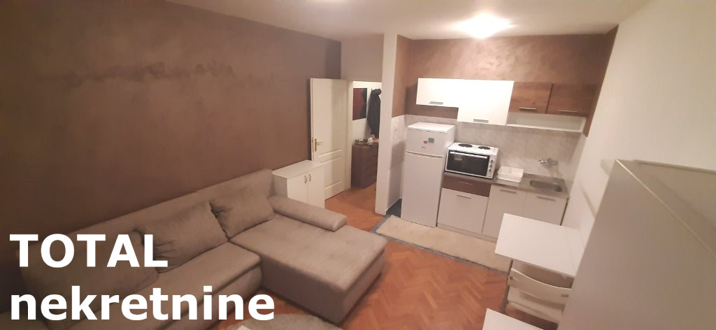 Stan,NOVI SAD,BULEVAR 25.00m2,80340€ , ID: 1097208