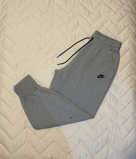 Nike tech fleece