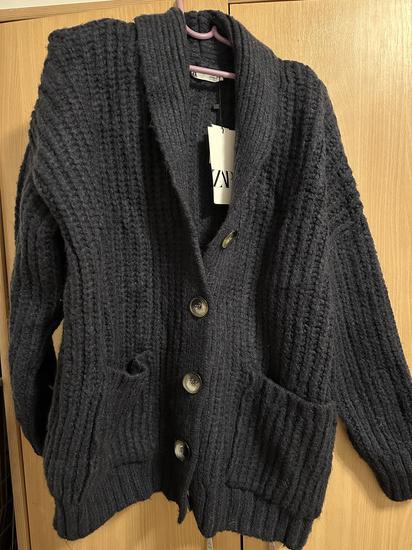 Zara džemper M/L