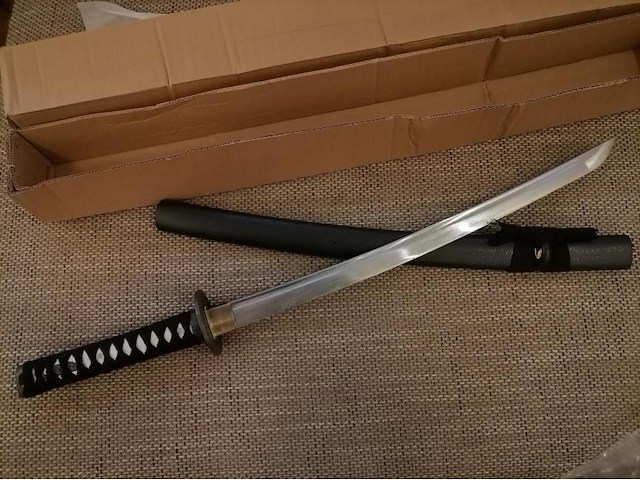 KATANA WAKIZASI PRAVA