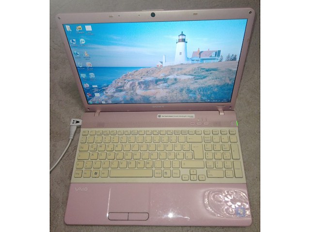 Laptop Sony PCG-71213M/i7-720M/4gb ddr3/bat 90min