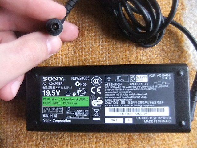 Sony Vaio adapter 19V 4.74A Original + GARANCIJA!