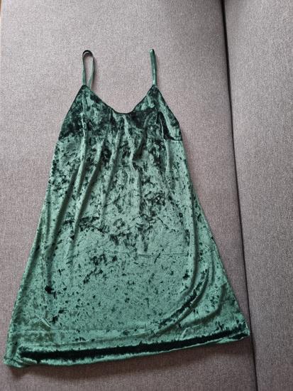 NOVO Prelepa plisana zelena haljina